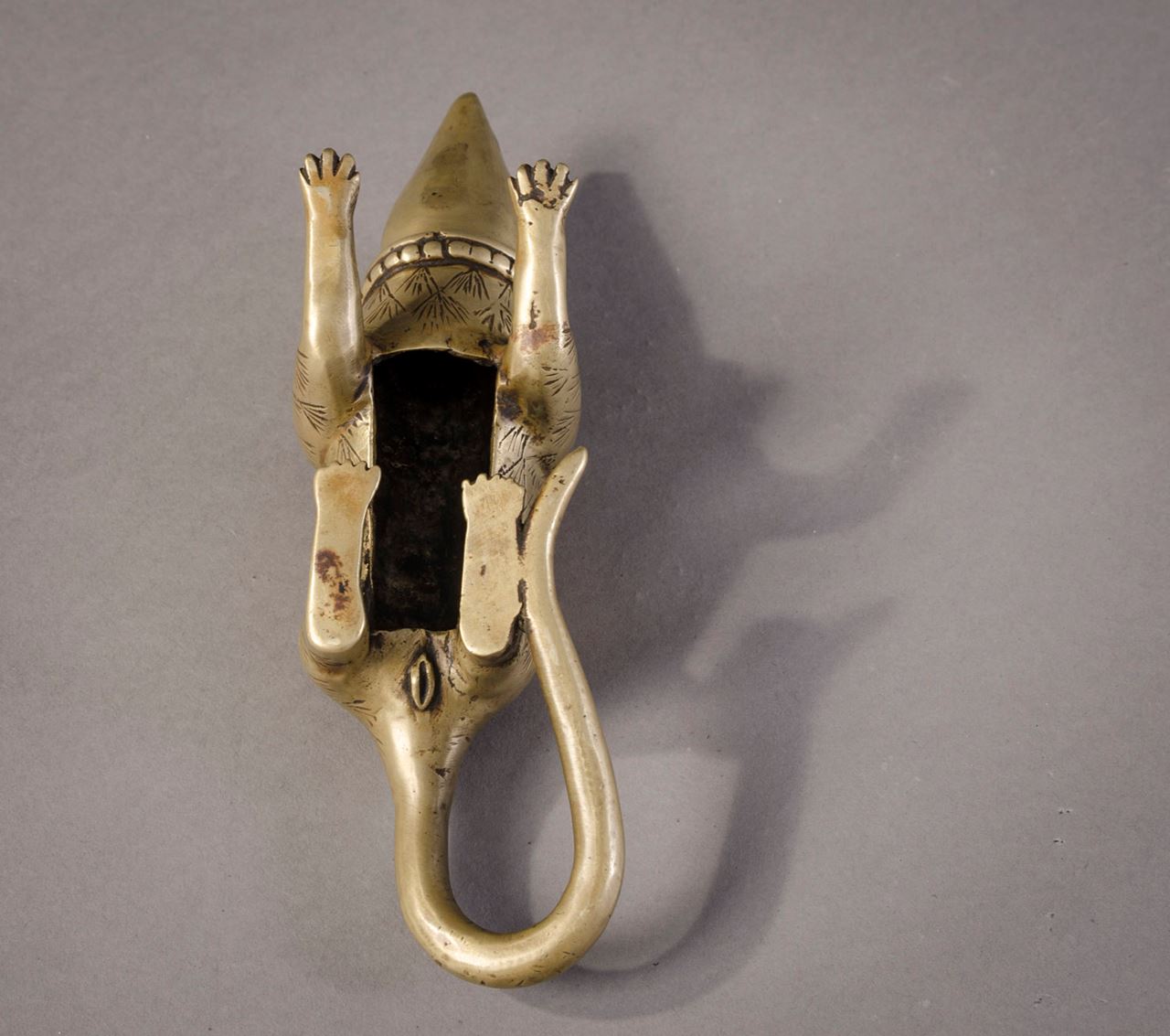 Armadillo | Hieronymus Objects