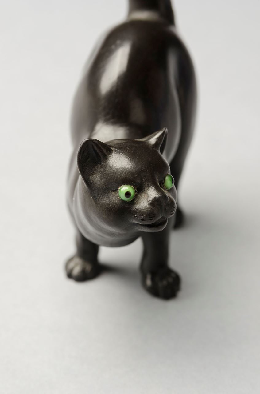 Cat in Black Basalt | Hieronymus Objects