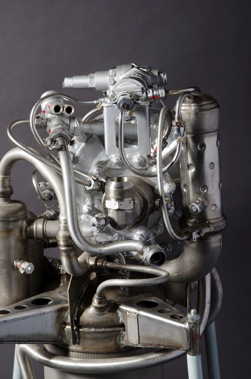 Soviet Rocket Engine | Hieronymus Objects