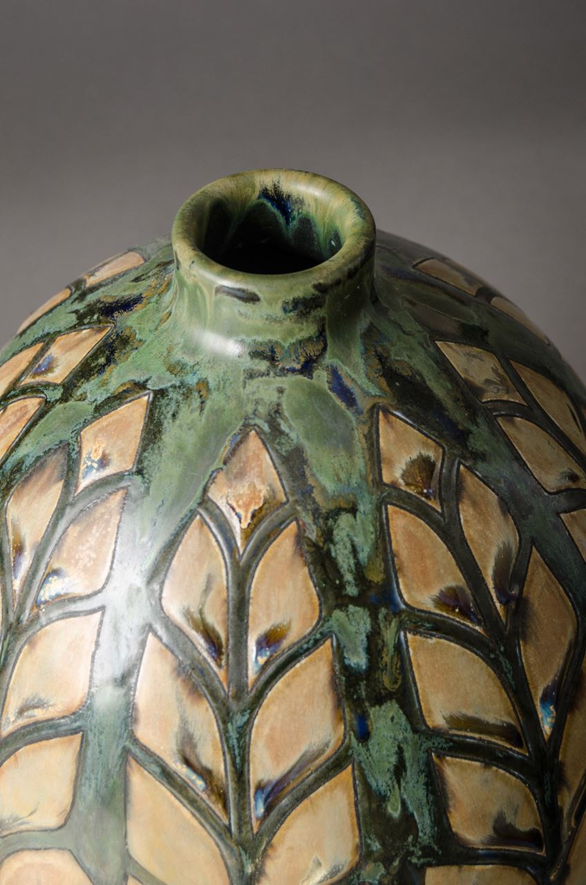 Foliage Patterned Vase | Hieronymus Objects