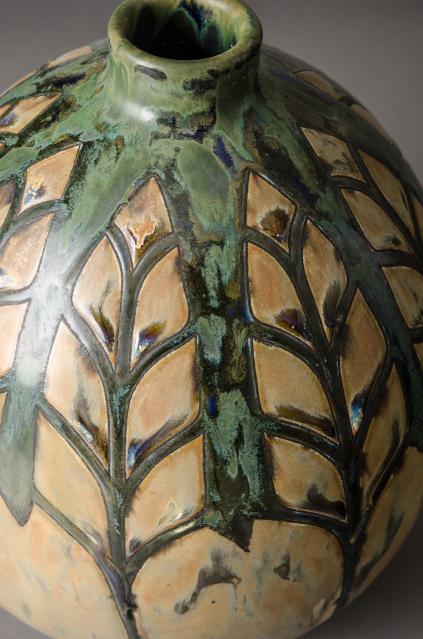 Foliage Patterned Vase | Hieronymus Objects